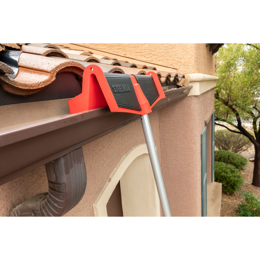 Steelman Gutter Guard Ladder Stabilizer – Steelman Tools